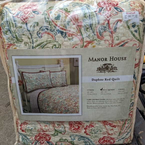 Bedding | Manor House Red Paisley Queen Quilt 2 Shams New | Poshmark